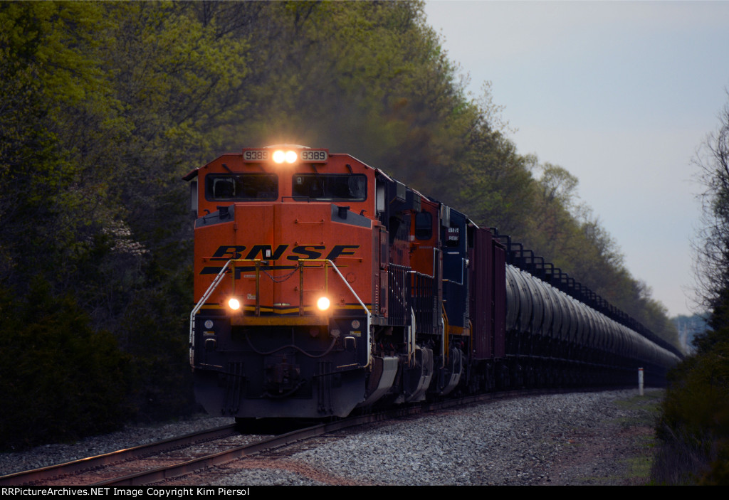 BNSF 9389 CSX Train K041 Crude Oil Empties